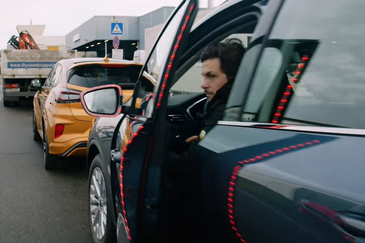 Ford Exit Warning señal de advertencia - BuenTaller.com